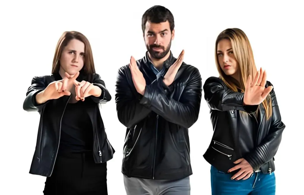 Nonverbal Communication with Examples - Self Help Powers